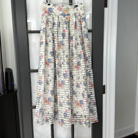 myred | Skirts | Vintage Cottage Core Floral Maxi Skirt | Poshmark